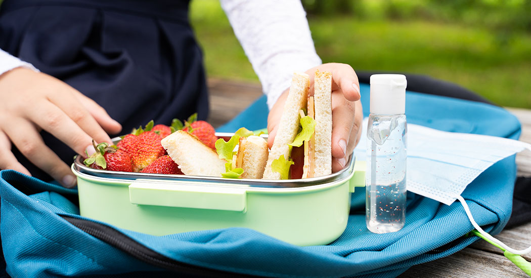 Litterless lunches for summer adventurers - Good in Every Grain