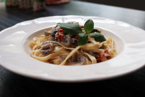 Miso, red pepper, and mushroom fettucine - Good in Every Grain